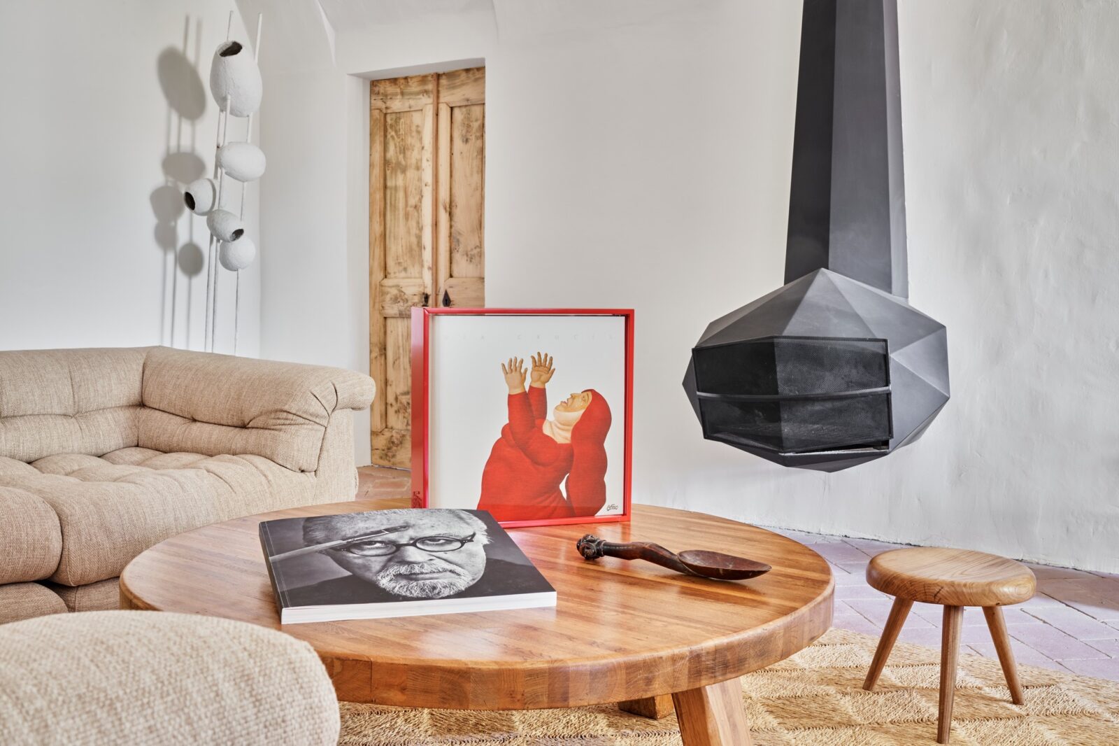 'Vía Crucis', el libro que recoge la gran obra de Fernando Botero.