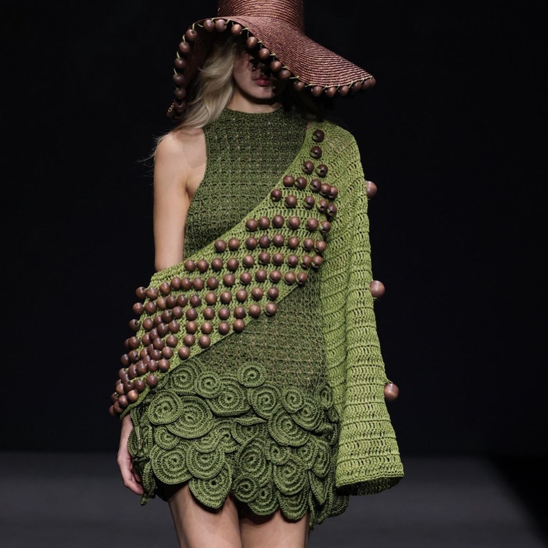 Isabella Pérez, diseñadora colombiana, gana premio en China