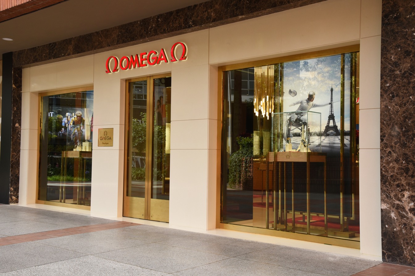 Omega abre boutique en Bogotá
