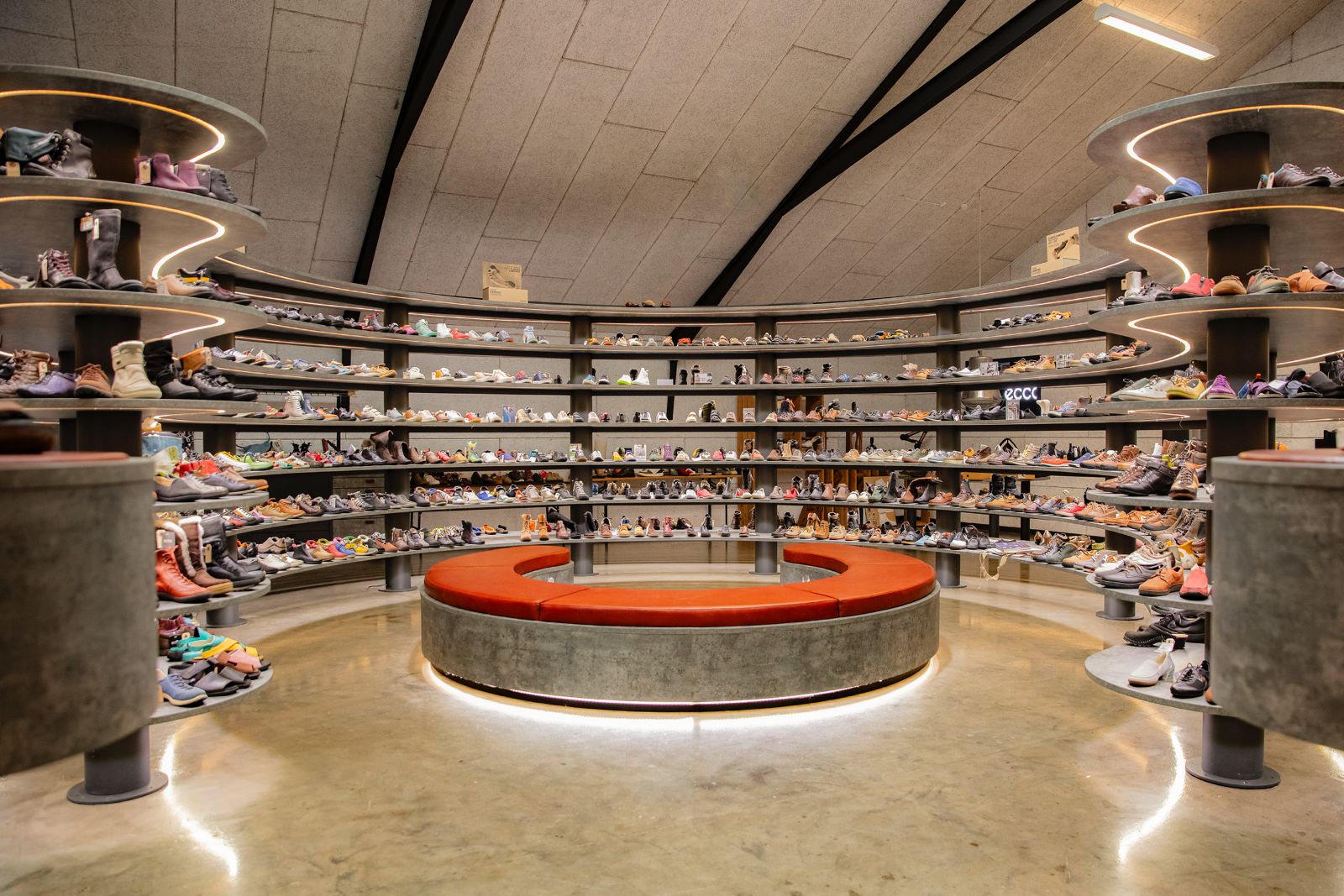 ¡Corre! Serie, Temporada 1: Reparto, De qué trata, Dónde Ver