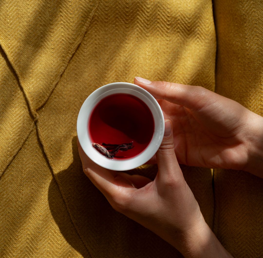 Té rojo y energía diaria: cómo actúa en el cuerpo