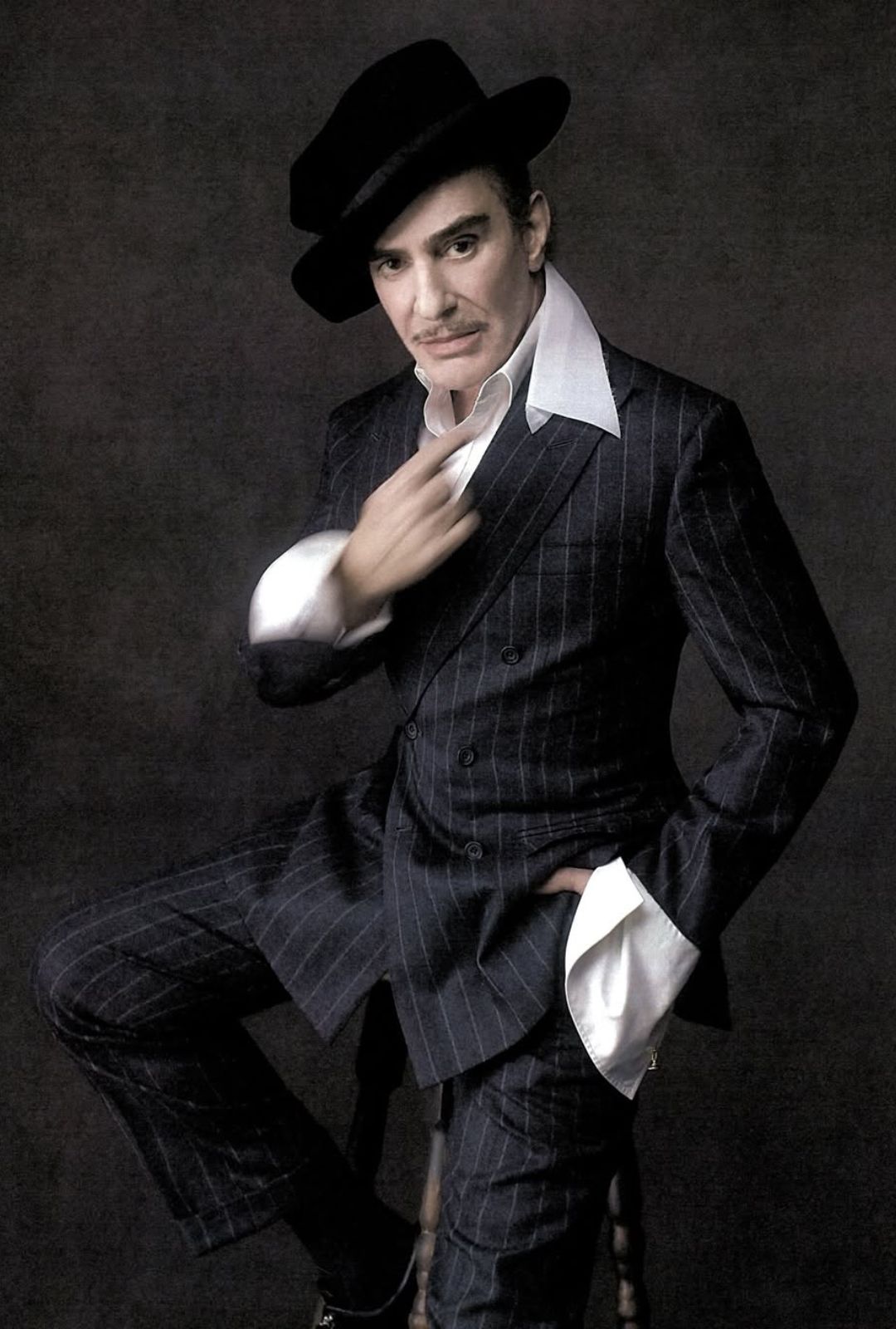 Zara y John Galliano reinventan el archivo en una colección
